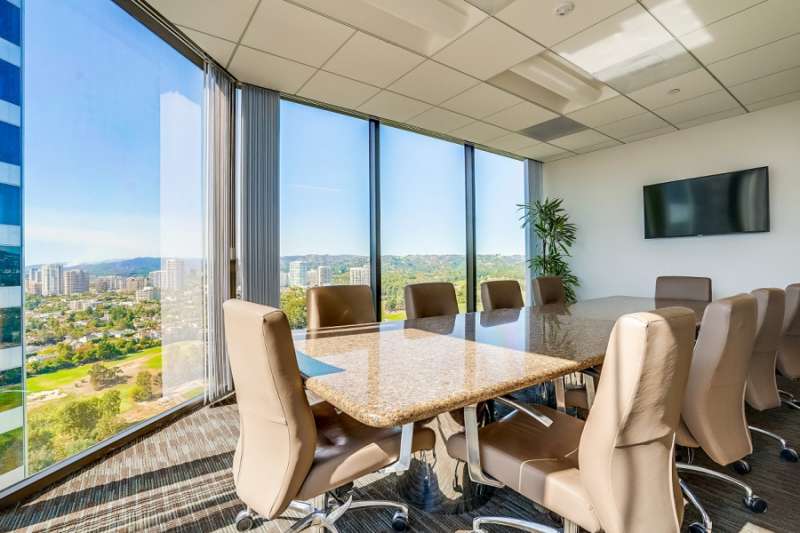 Los Angeles Virtual Office on Century Park East with Mail Handling